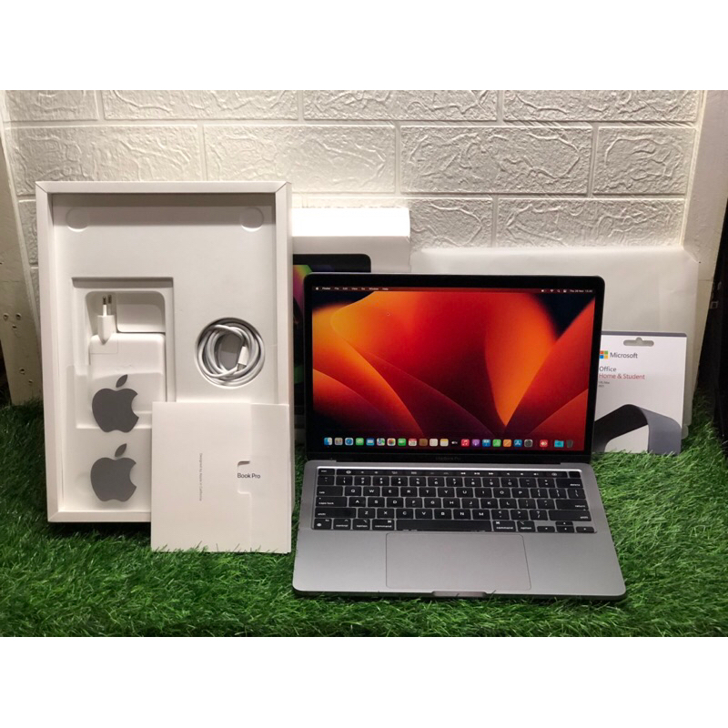 Jual Mac Bok Pro M1 2020 Grey RAM 8-256 GB iBox LikeNew | Shopee Indonesia