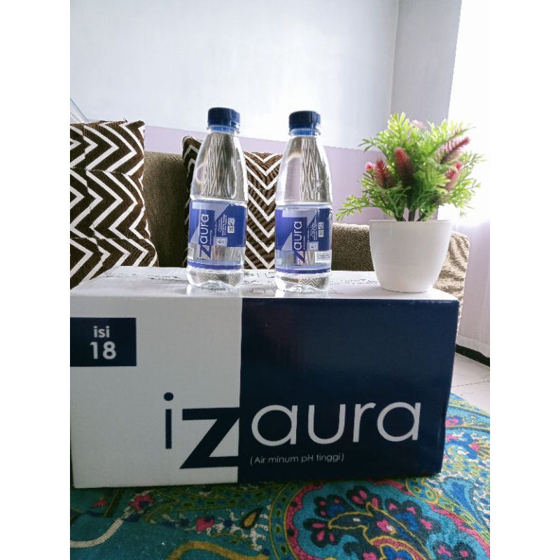 Jual Izaura alkali water ORIGINAL kemasan 330 ml | Shopee Indonesia