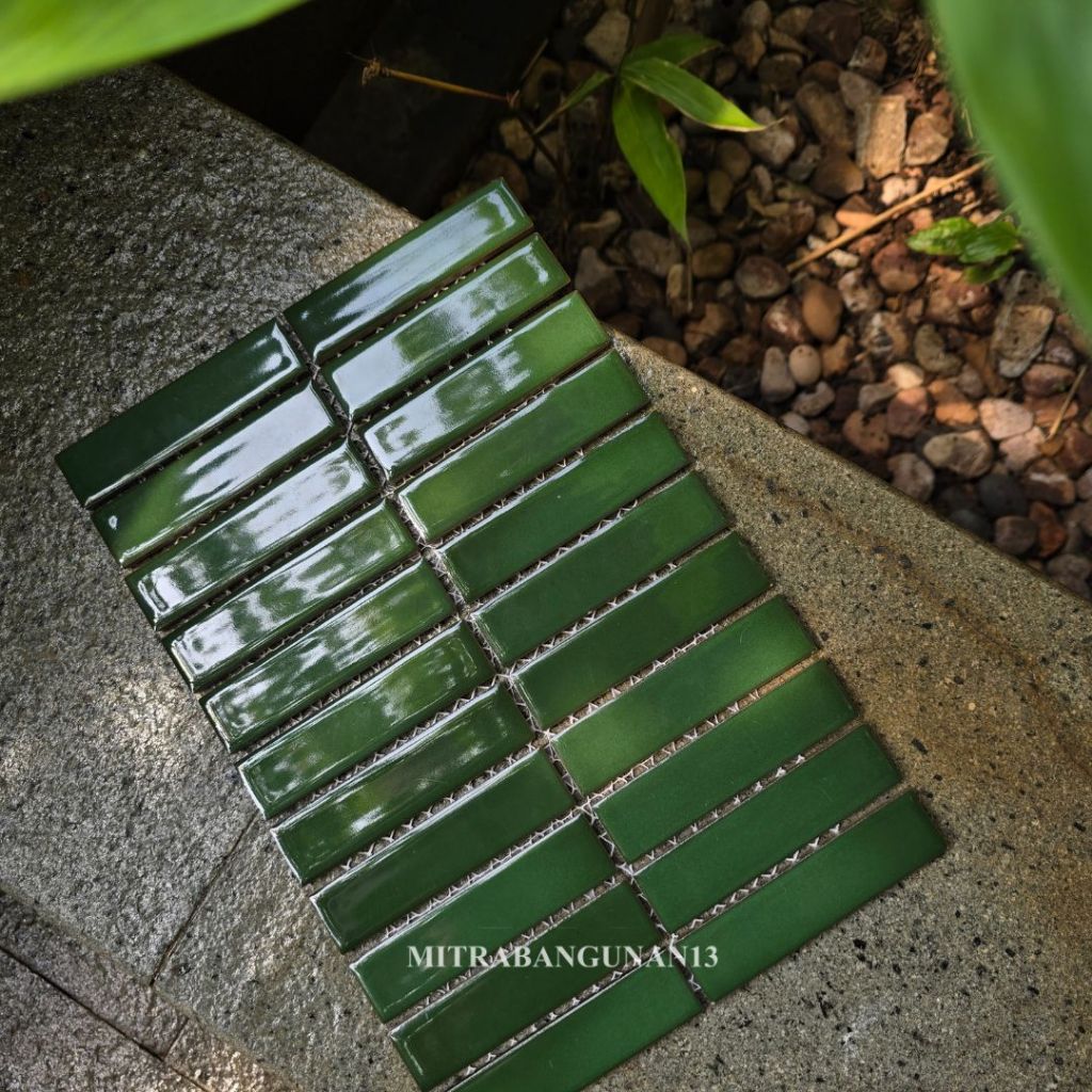 Jual Keramik Green Glossy Long Stripe Mosaic Mozaic Mozaik Mosaik ...
