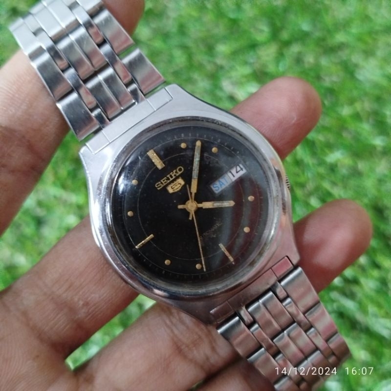 Jual Jam tangan pria Vintage SEIKO 5 automatic 7009-8810 | Shopee Indonesia
