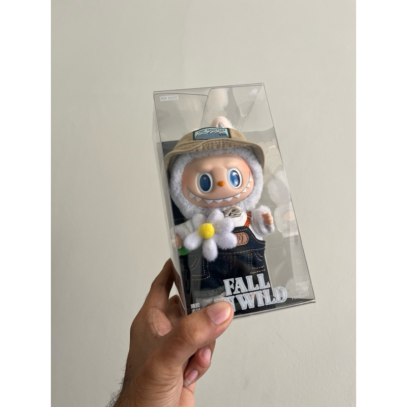 Jual fall in wild labubu ori pm | Shopee Indonesia