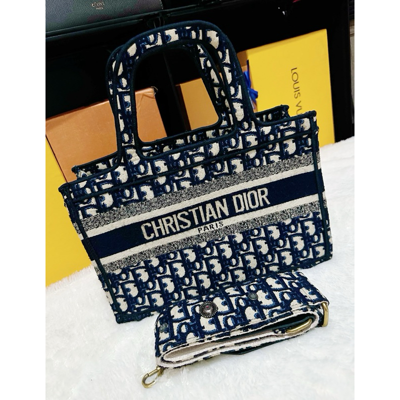 Jual CD Tote Bag Mini Canvas Blue Oblique (NEGO) | Shopee Indonesia