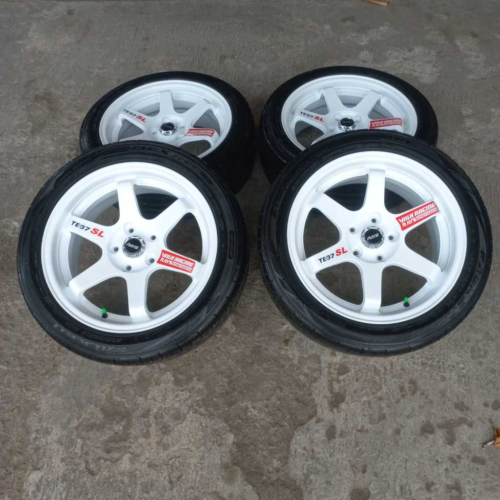 Jual Velg baru Ban second TE37 R17 PCD 5 x 114 Warna Putih | Shopee ...