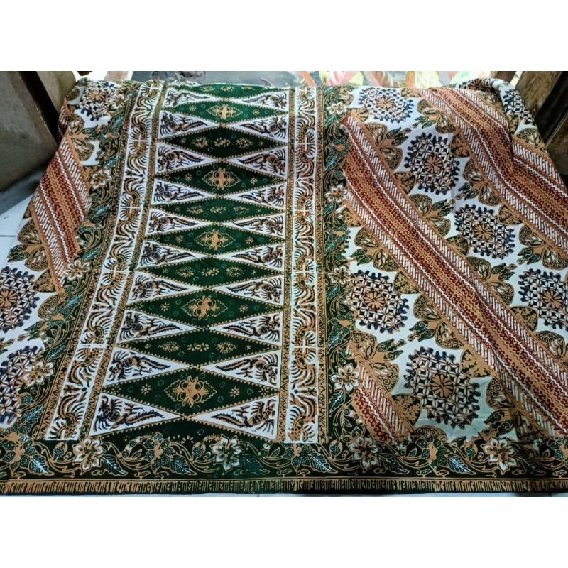 Jual Sarung Batik Lar Gurda Motif Etnik – Klasik dan Modern | Shopee ...