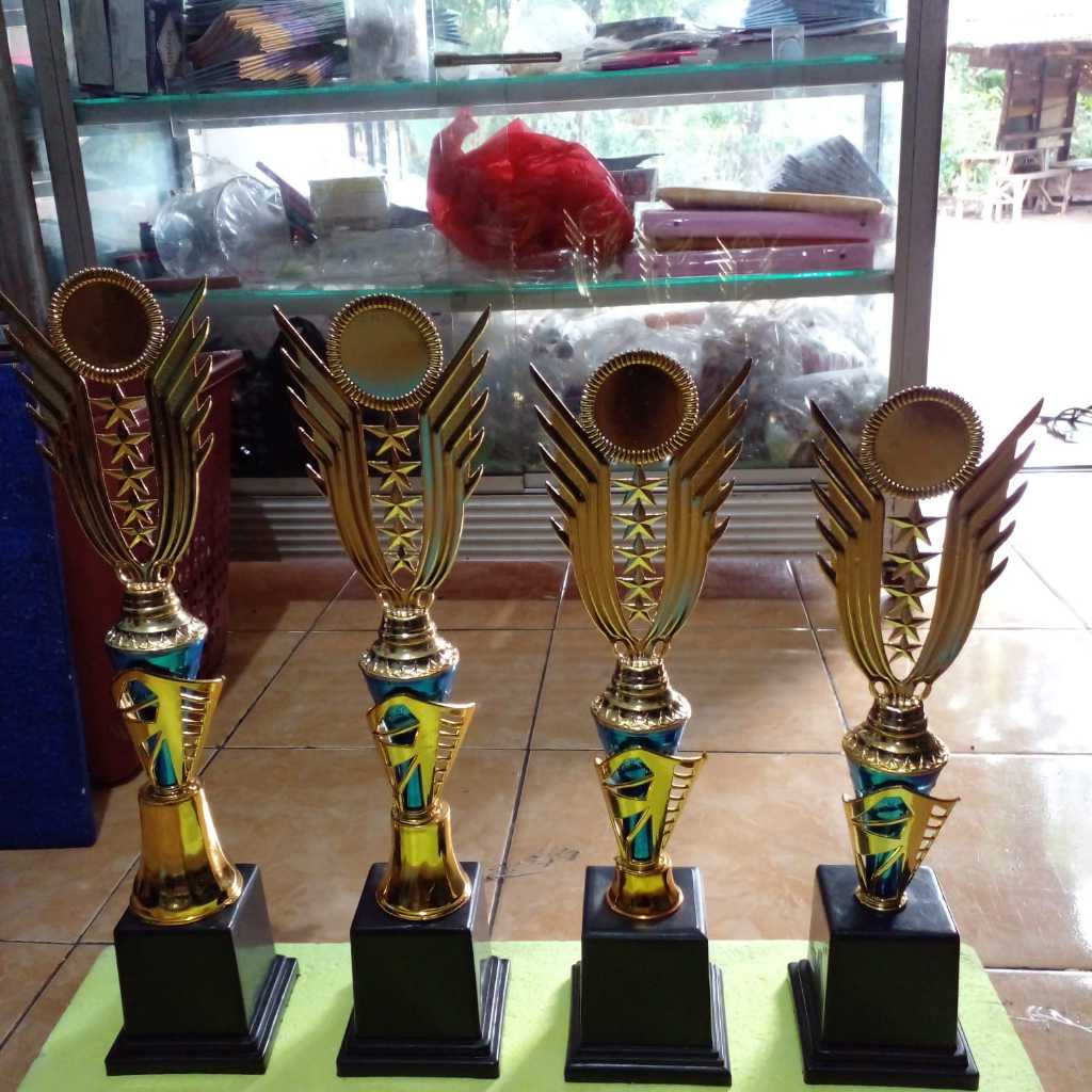 Jual Piala Lomba Juara 1 2 3 4 (N0.21 BODY BIRU RASER) "costum" FREE ...