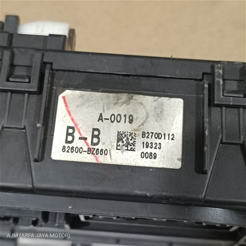 Jual 82600-BZ660 FUSE BOX SIKRING CALYA SIGRA ORIGINAL | Shopee Indonesia