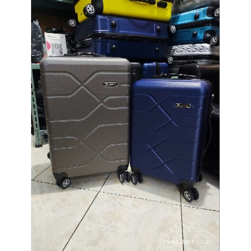 Jual Koper 24 Inch Muat Bagasi 26 Kg Bahan Fiber Roda 4 Putar Koper ...