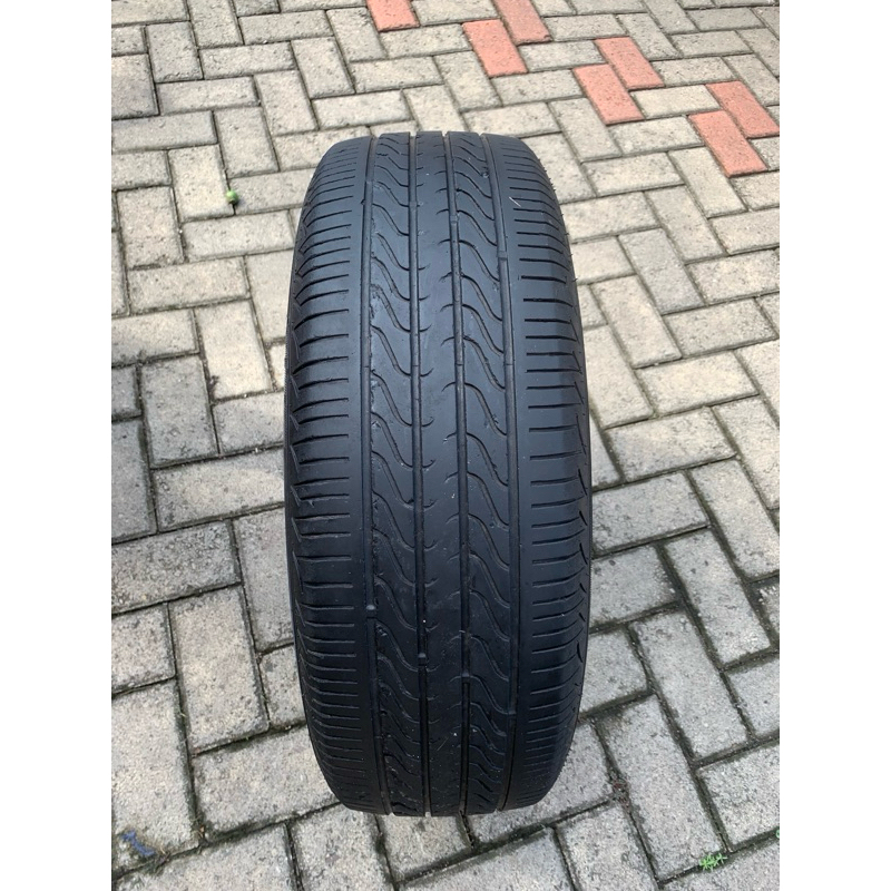 Jual Ban Bekas Ukuran 215 65 R16 Merk Dunlop & Accelera untuk TERIOS ...