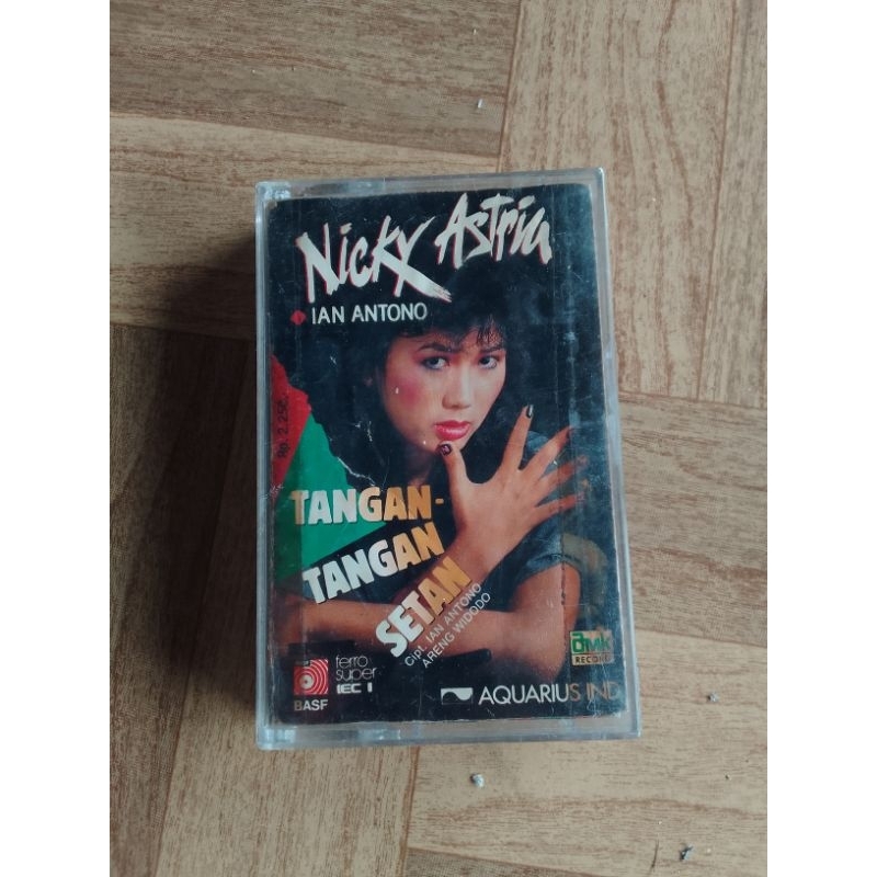 Jual kaset pita NICKY ASTRIA"tangan tangan setan" | Shopee Indonesia