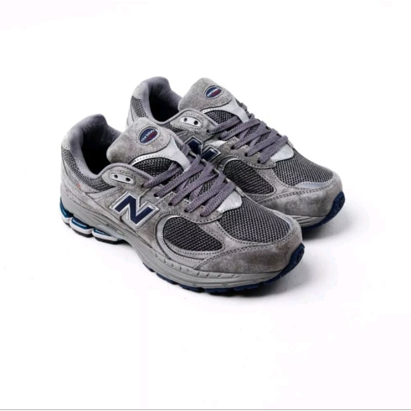 Jual (RCSSBY) SEPATU N̈Ɓ 2002r LIGHT GREY | Shopee Indonesia