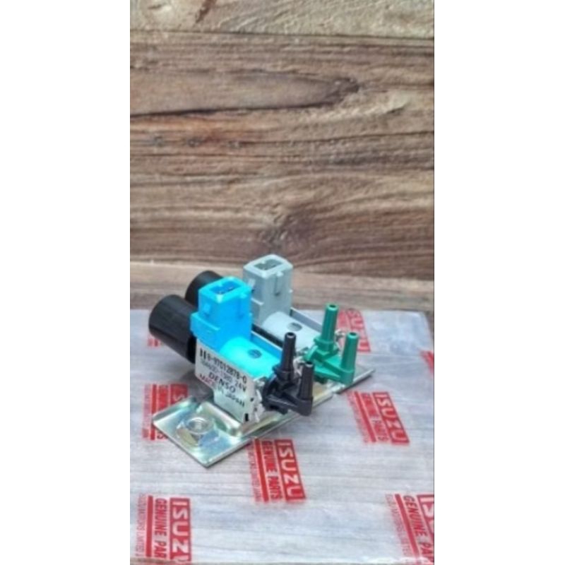 Jual Switch engine stop set 24V NKR71 NMR71 original | Shopee Indonesia