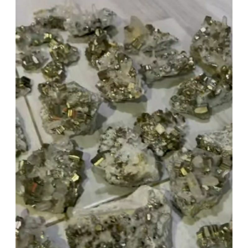 Jual batu kristal pirit | Shopee Indonesia