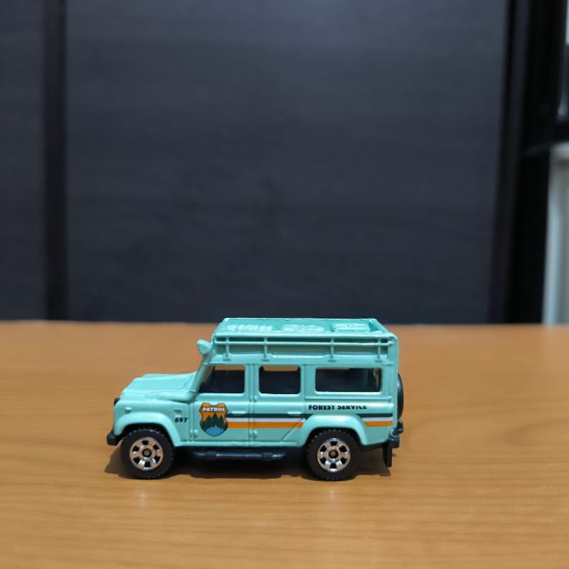 Jual Matchbox Land Rover Defender 110 Forest Ranger National Parks ...