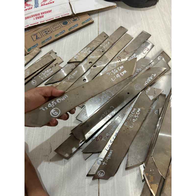 Jual Baja HSS Tkm germany potongan ukuran campur kode tebal piringan 4 ...