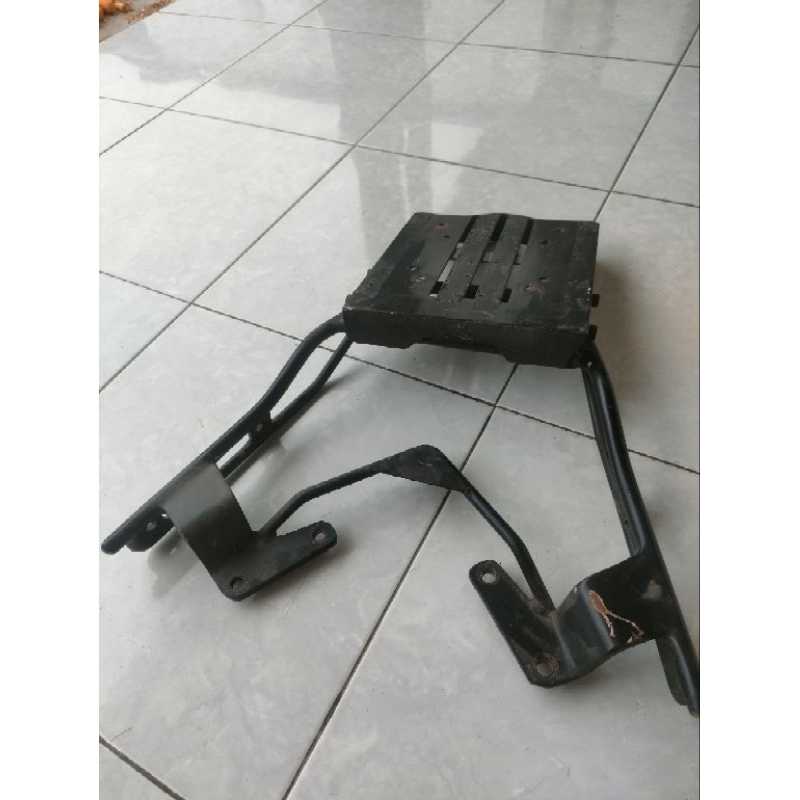 Jual Bracket Box Nmax old KUCAY ori (bekas) | Shopee Indonesia