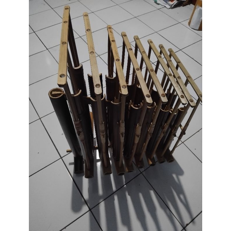 Jual ANGKLUNG TABUNG 3 SET 8 NADA 1 OKTAF BAMBU HITAM TALI ROTAN ...