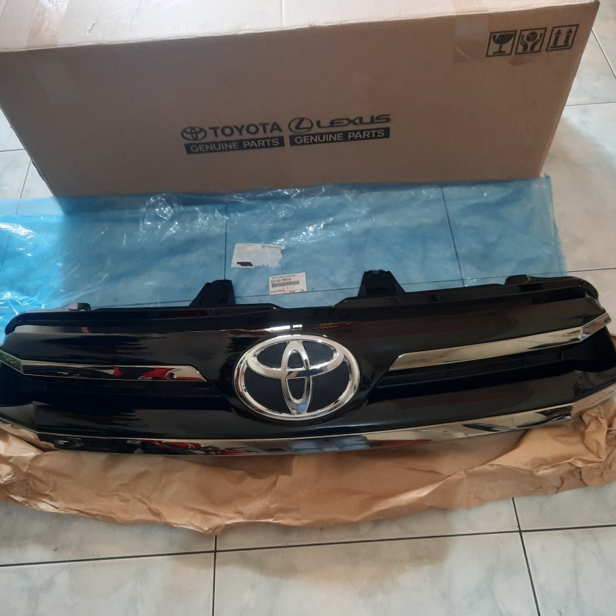 Jual grille grill radiator innova reborn 2016 2017 2018 2019 2020 tipe ...