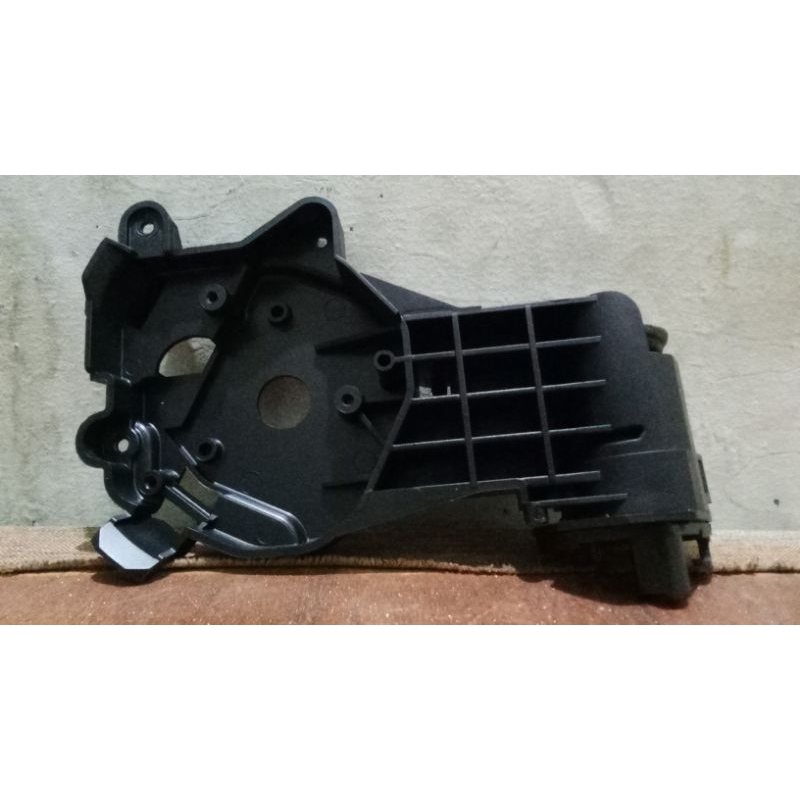 Jual breket bracket spion dalam Toyota Innova 2007-2015 lipat manual ...