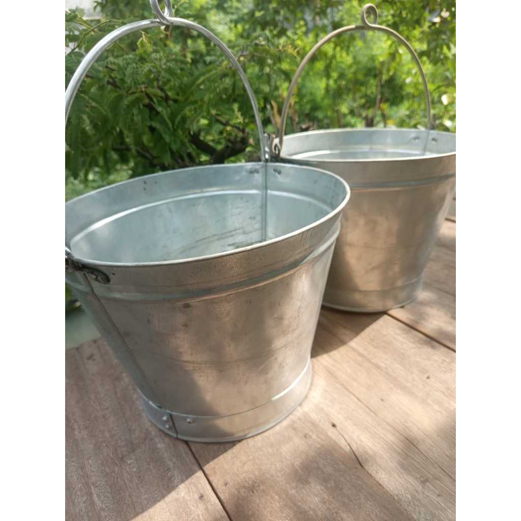 Jual Ember Besi 7Liiter - 10Liiter / Vas Bunga Vintage / Ember Timba ...
