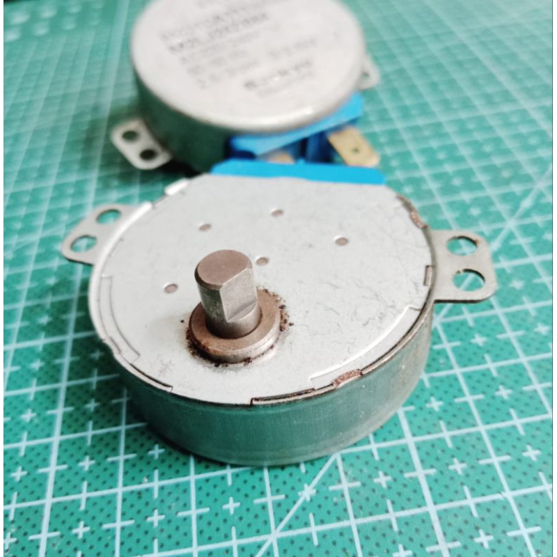 Jual sankyo motor gearbox AC 220V - 3rpm - 3wat - torsi 3kilo -cw/ccw ...