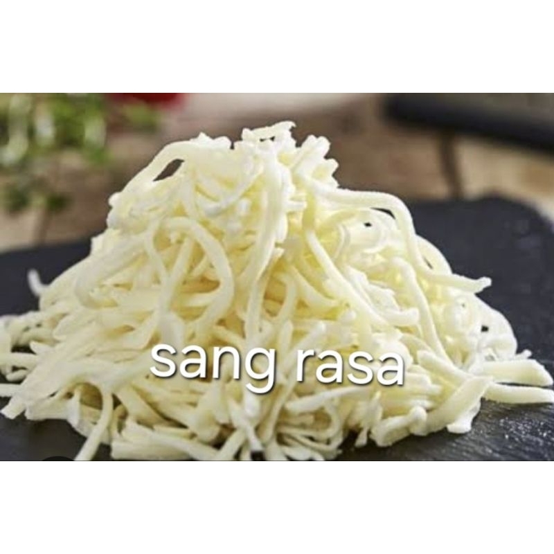 Jual keju parut mozzarella 500 g. shredded mozarella ARLA cheese extra ...