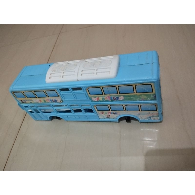 Jual mobil mainan varian 1-50 banyak. bonus RK | Shopee Indonesia