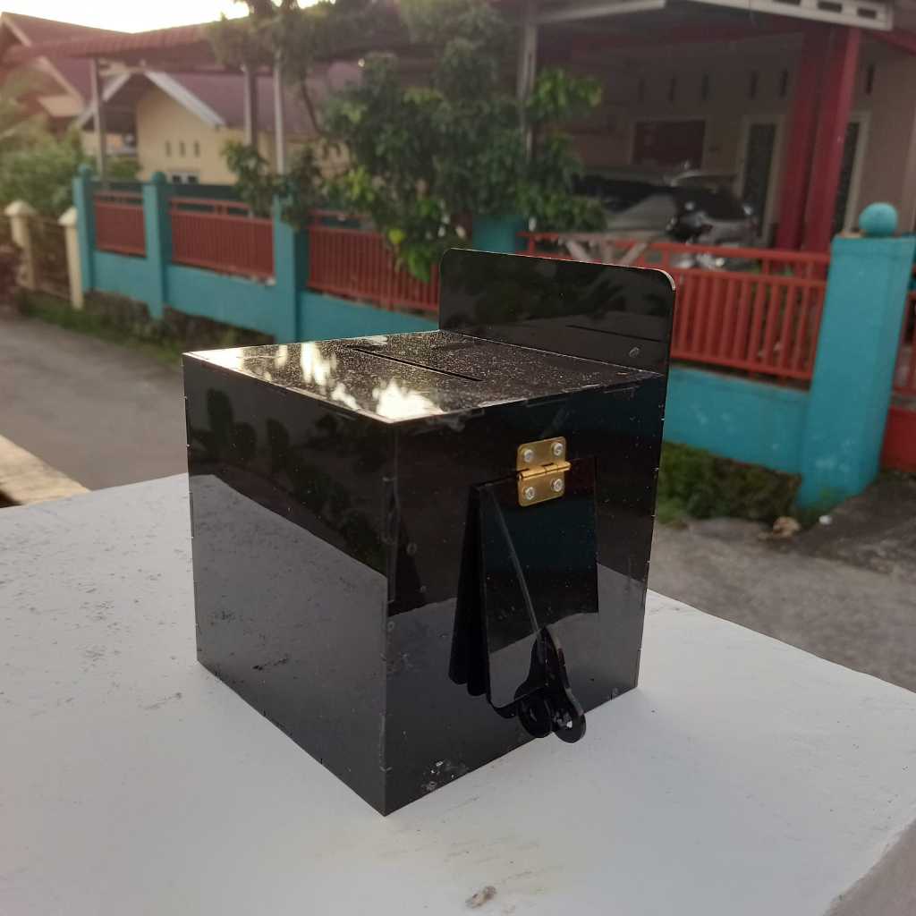 Jual BOX AKRILIK TABUNGAN AKRILIK | Shopee Indonesia
