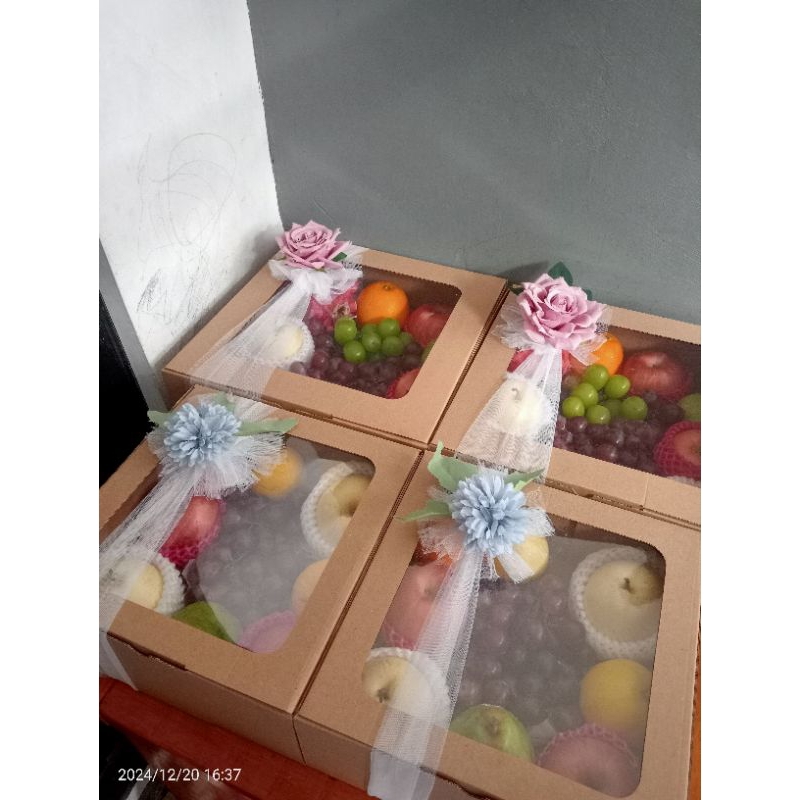 Jual hampers buah box/mix fruit box/parcel buah | Shopee Indonesia