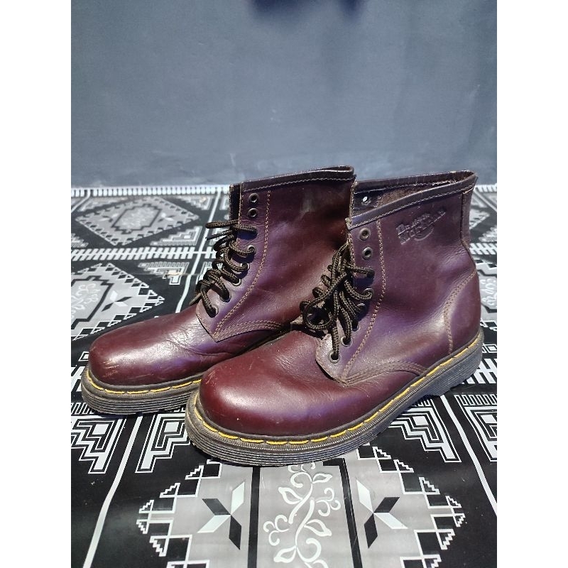 Jual Docmart High Maroon Made In England Second Original | Shopee Indonesia