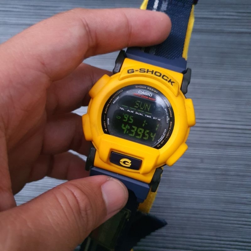 Jual G-Shock DW-003 Yellow Black Original Second Preloved | Shopee ...