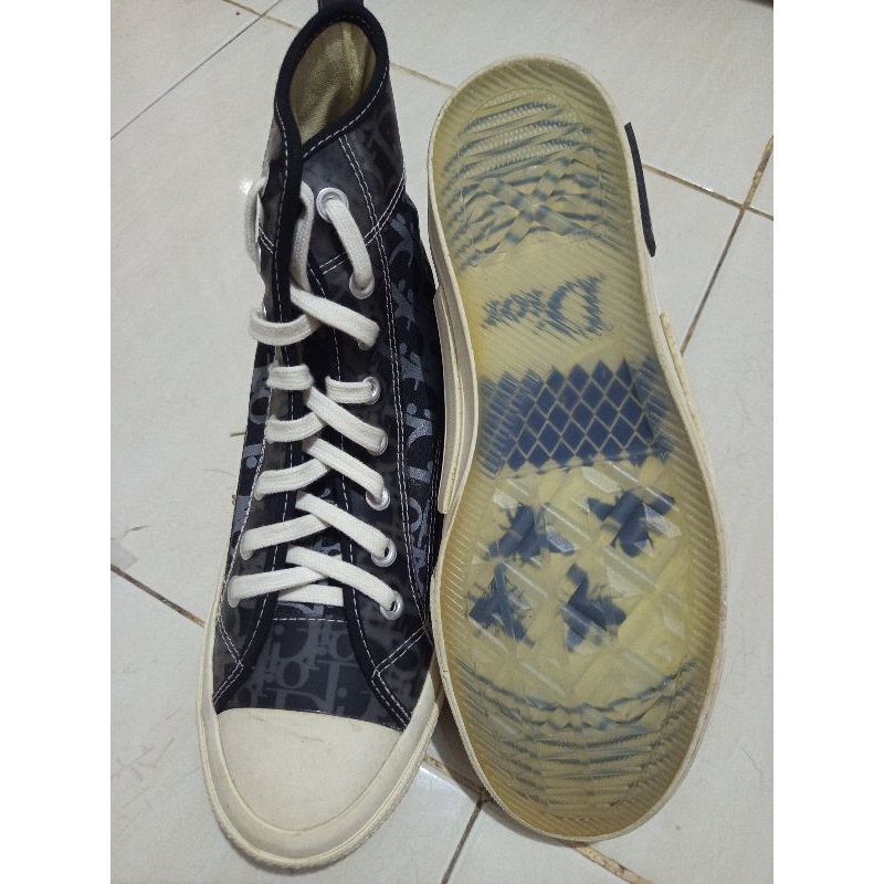 Jual Sepatu Second | Shopee Indonesia