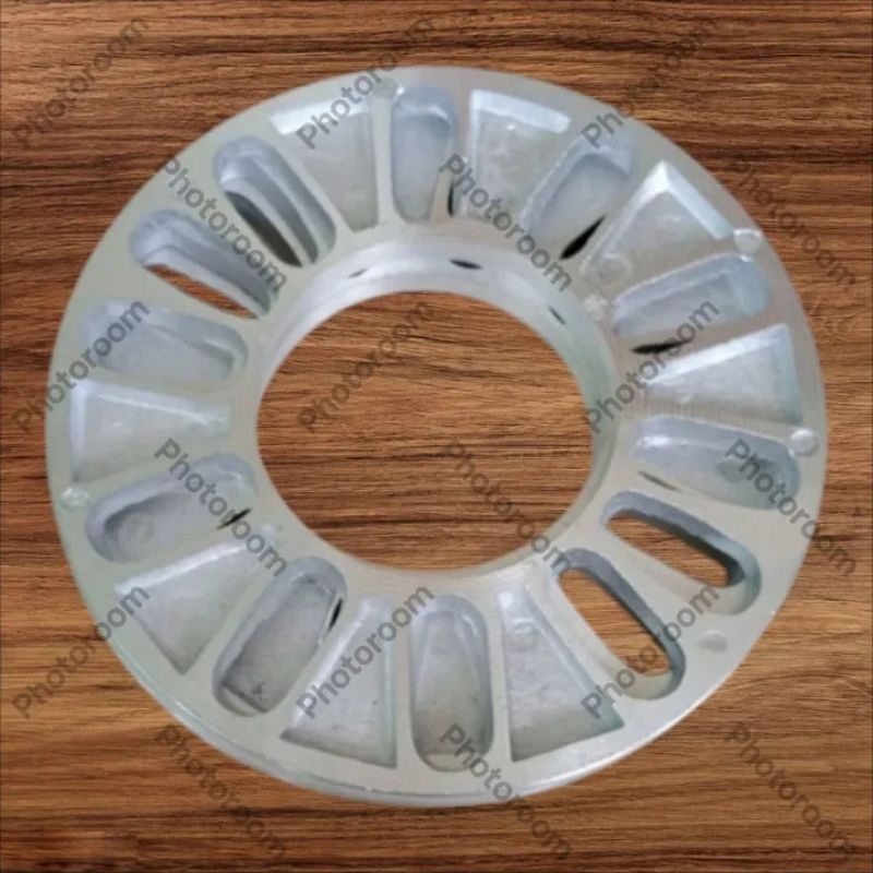 Jual SPACER VELG RODA BAN MOBIL UNIVERSAL, TIPIS DAN TEBAL HARGA 1 PCS ...