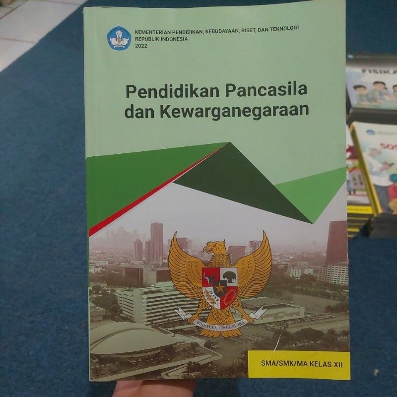 Jual Buku PENDIDIKAN PANCASILA DAN KEWARGANEGARAAN SMA/SMK/MA Kelas 12 Kurikulum Merdeka ...
