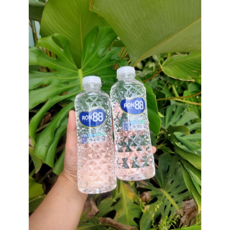 Jual Ron88 Air Mineral Kristal Botol Natural 380ml | Hexagonal Crystal ...