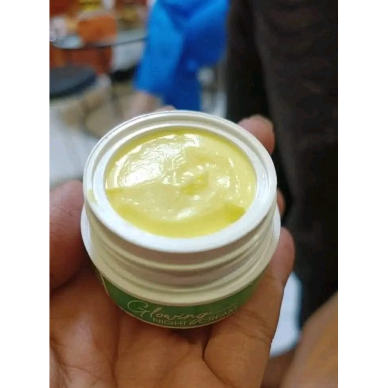 Jual Night cream glowing maxie flek | Shopee Indonesia