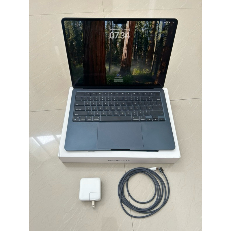 Jual macbook air m2 midnight 8/256 fullset | Shopee Indonesia