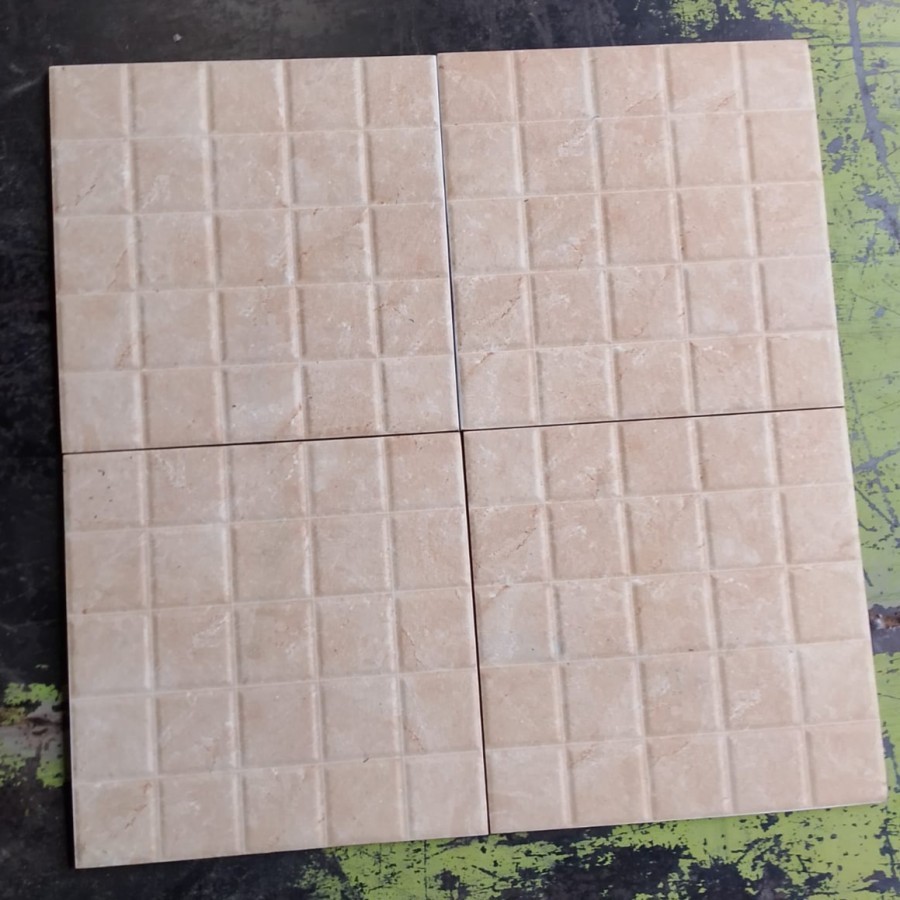 Jual KERAMIK LANTAI KASAR ASIA TILE 25X25 REMUS BROWN KW B | Shopee ...