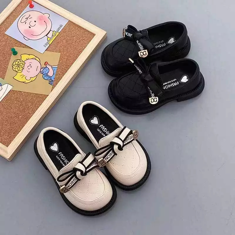 Jual Sepatu anak perempuan TERBARU / Sepatu dokmar anak perempuan MOTIF ...
