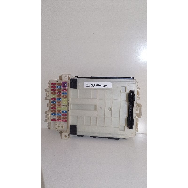 Jual Fuse Box sekering Suzuki ignis original | Shopee Indonesia
