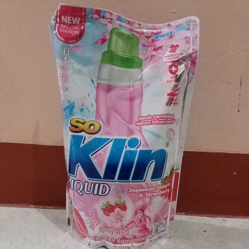 Jual So Klin Liquid Softergent Pink Cair 720ml | Shopee Indonesia