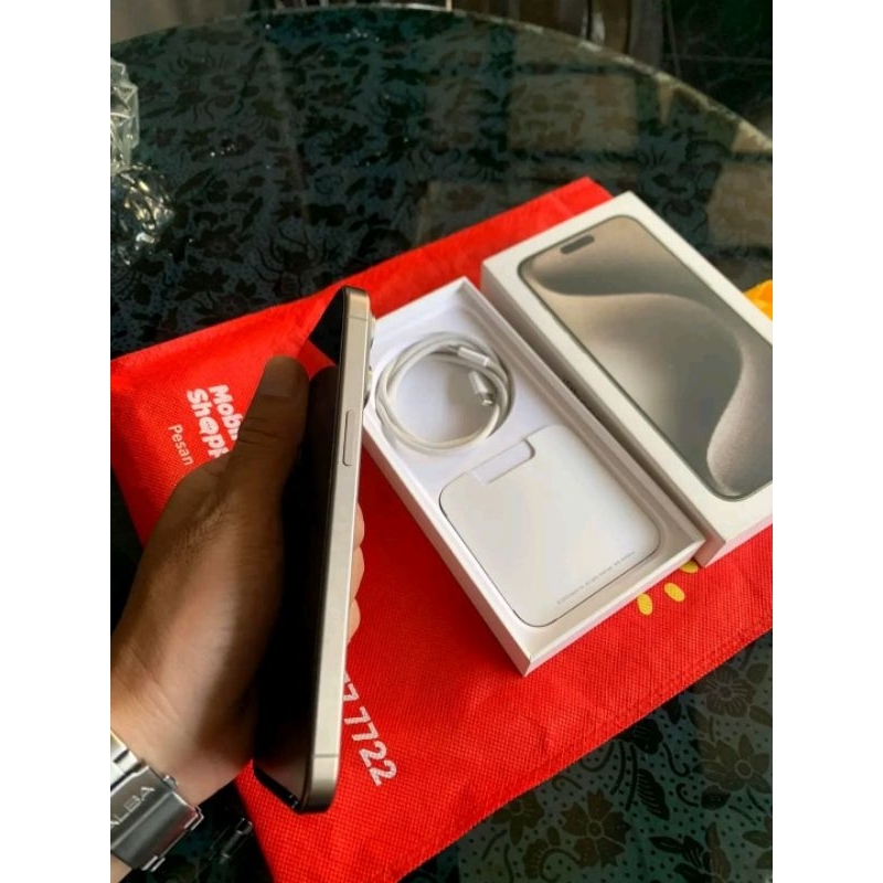 Jual Iphone 15 ProMax second 256Gb natural titanium ibox | Shopee Indonesia