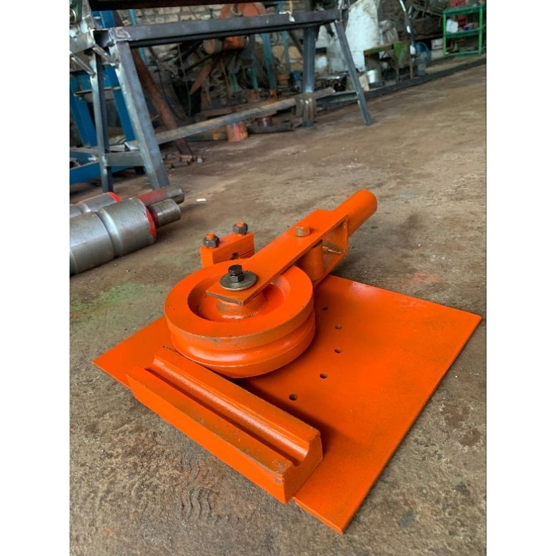 Jual Alat Tekuk Pipa Manual Bending Pipa Hitam spesifikasi 1 inchi ...
