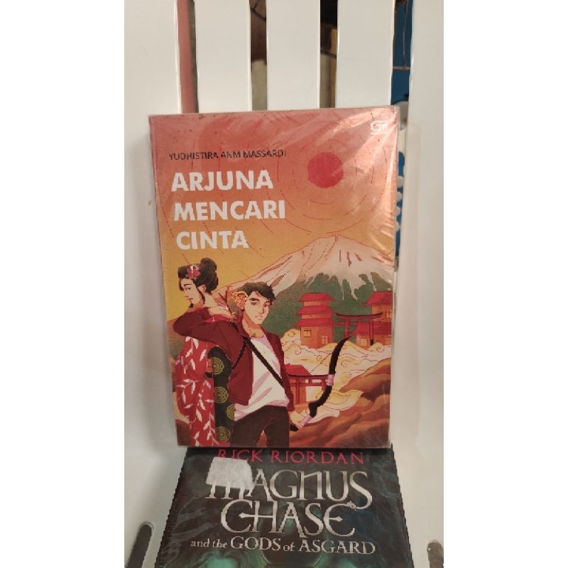 Jual buku arjuna mencari cinta - yudhistira anm massardi | Shopee Indonesia