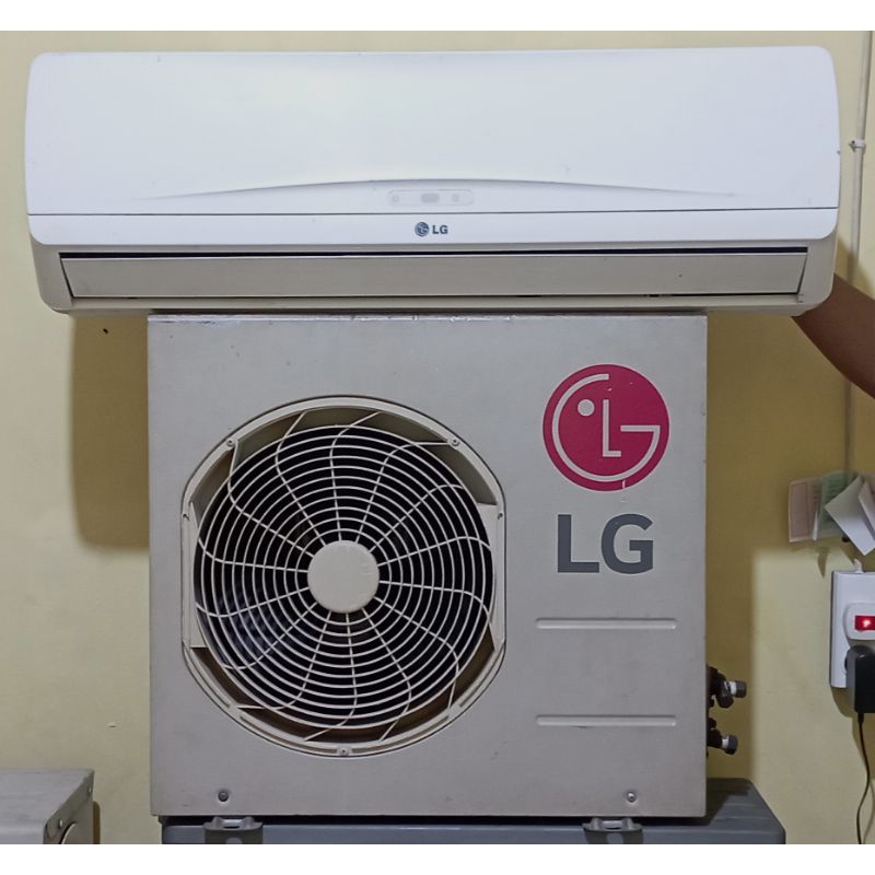 Jual AC LG 1/2 PK R22 SECOND | Shopee Indonesia