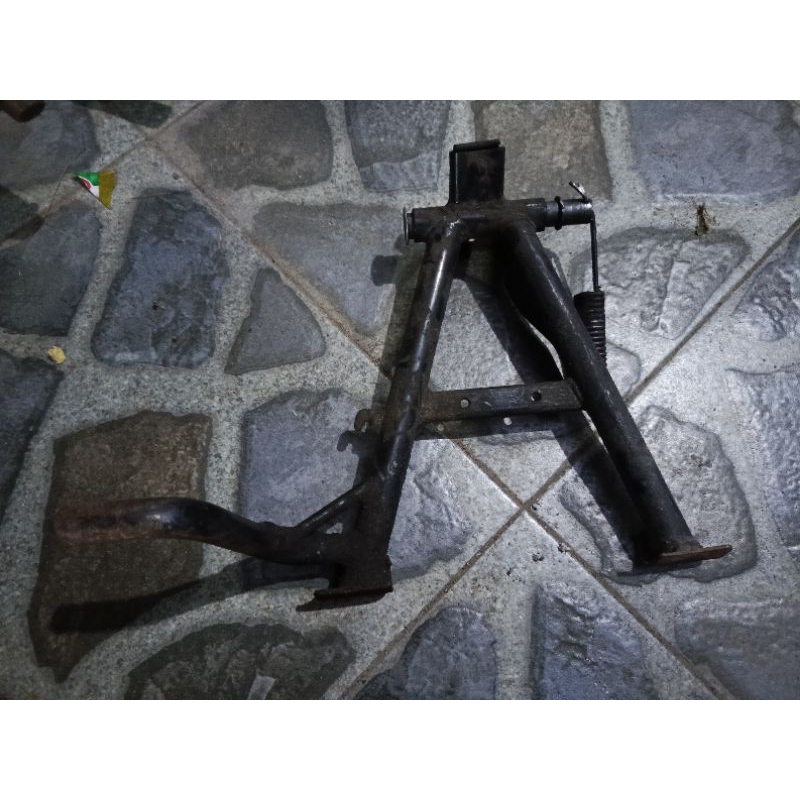 Jual Stand comp main Assy Standar tengah Sonic 150r | Shopee Indonesia