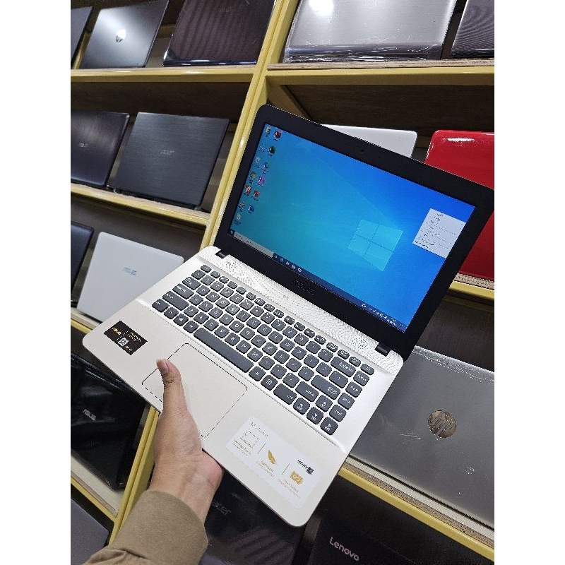 Jual Laptop Leptop Asus X441U Intel Core i3-7020U RAM 8GB SSD 512GB ...