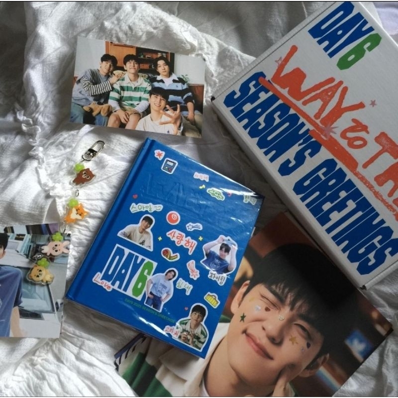 Jual Day6 Season Greetings 2025 Member Set Postcard Poster Keychain ...