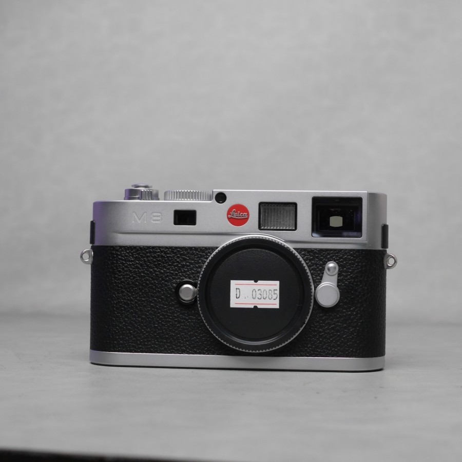 Jual Leica M8 Silver Body Only - no M9 M9P M240 - D03085 - BODY ONLY | Shopee Indonesia