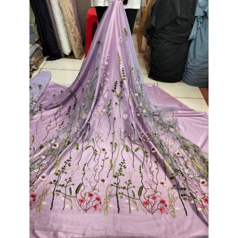 Jual kain/bahan tile Valentino lace | Shopee Indonesia