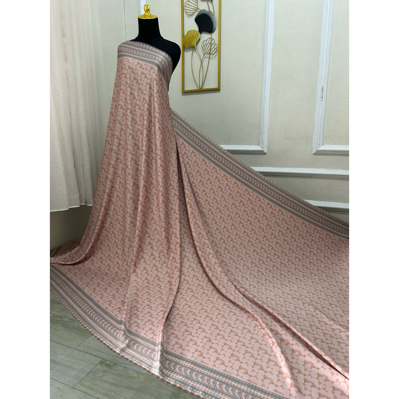 Jual KAIN LUXURY SILK MOTIF // KAIN MOTIF PRINT // KAIN MOTIF | Shopee ...